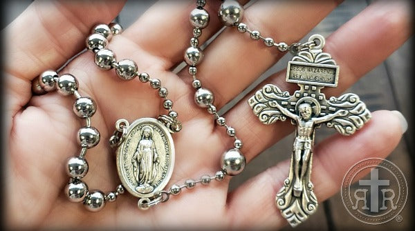 How to Pray the Rosary... a Simple Step-by-Step Catholic Guide - Rugged ...